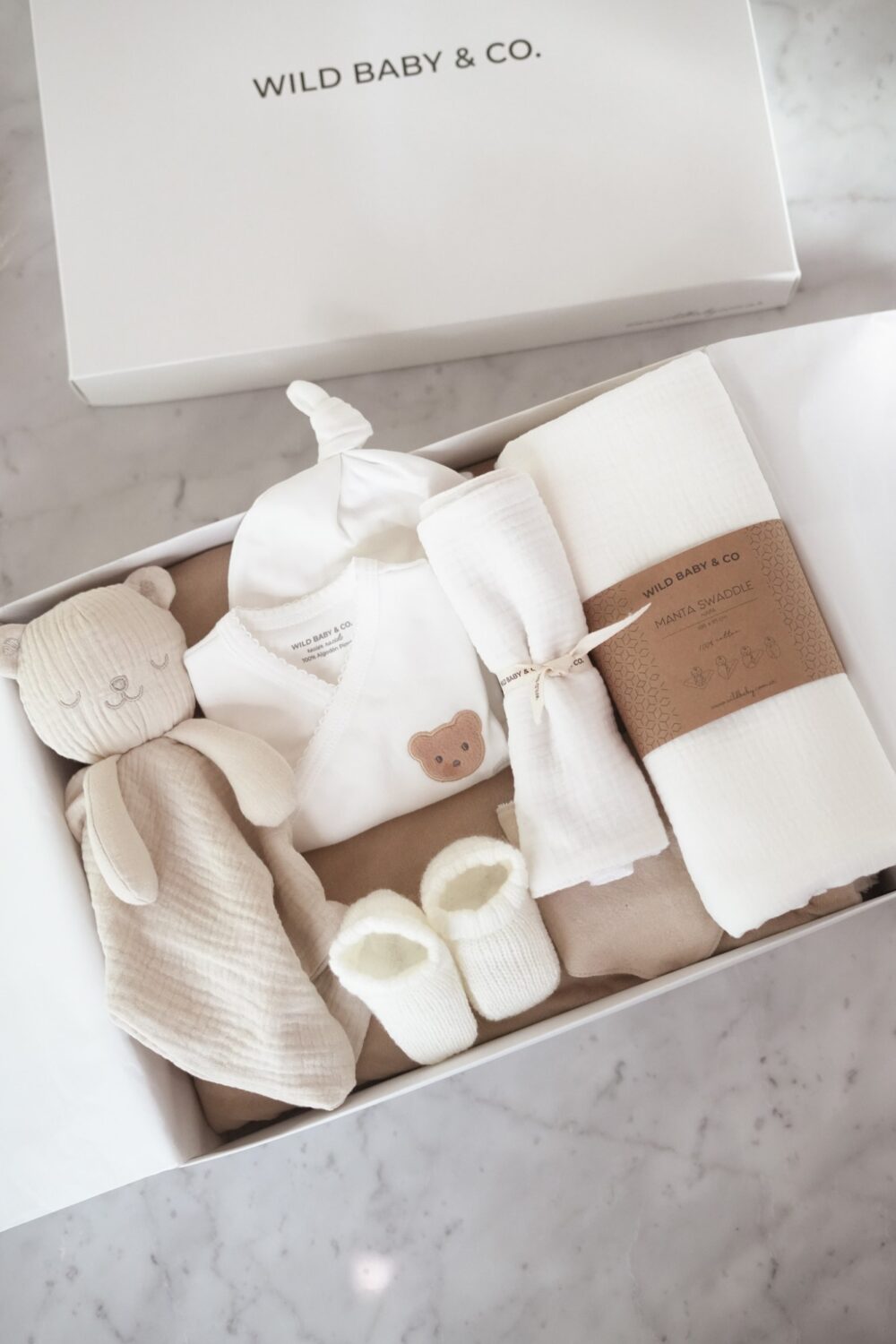 Gift Box First Hug – Regalo premium para bebé | Wild Baby